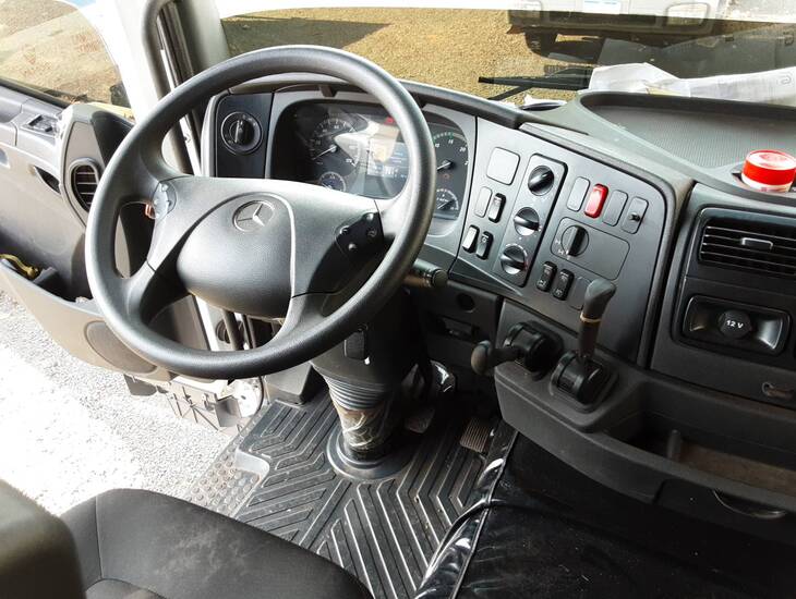 MERCEDES-BENZ/AXOR 2644 LS 6X4 2022 por R$ 595.000,00 é na Tietê Campinas