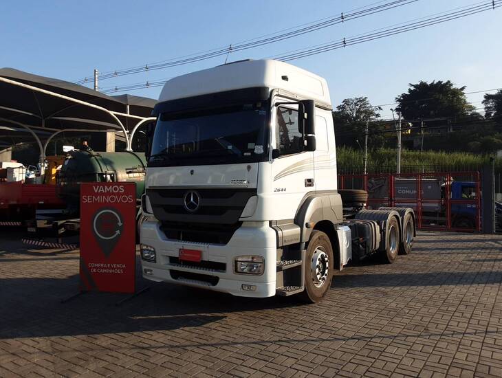 MERCEDES-BENZ/AXOR 2644 LS 6X4 2022 por R$ 560.000,00 é na Tietê Guarulhos