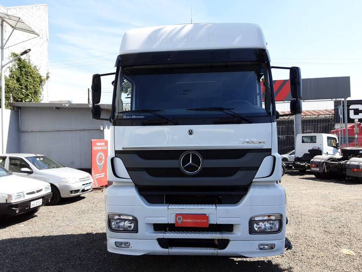 MERCEDES-BENZ/AXOR 2644 LS 6X4 2022 por R$ 595.000,00 é na Tietê Campinas