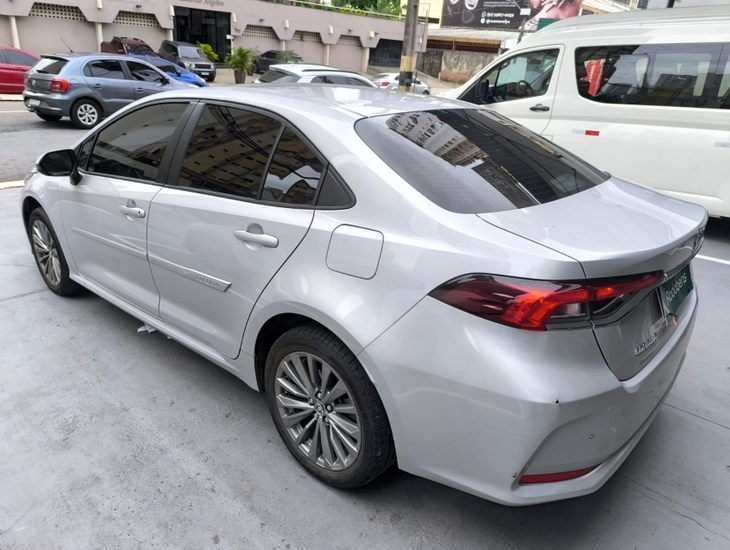 COROLLA 2.0 VVT-IE FLEX XEI DIRECT SHIFT 2024 por R$ 148.900,00 é na ...