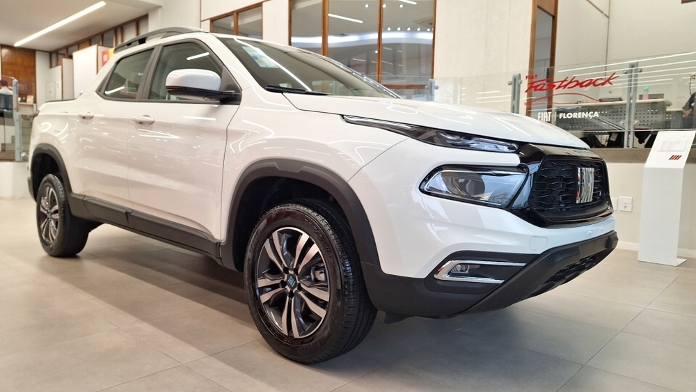 TORO 1.3 TURBO 270 FLEX FREEDOM AT6 2025 por R$ 165.990,00 é na FIAT ...