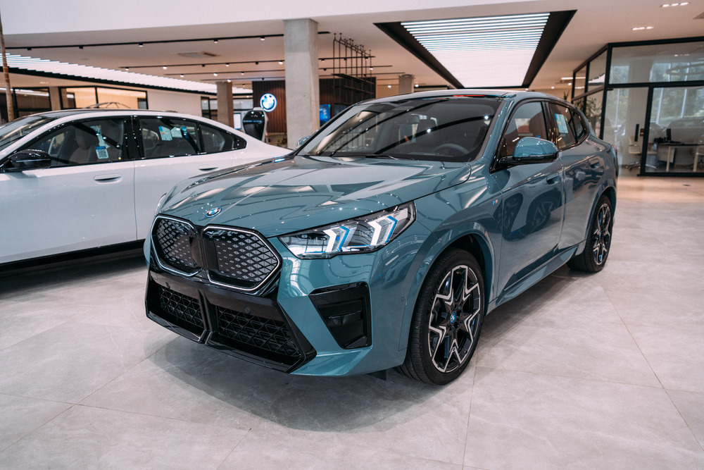 iX2 xDrive30i M Sport (Aut.) (Elétrico) 2025 por R$ 463.950,00 é na ...