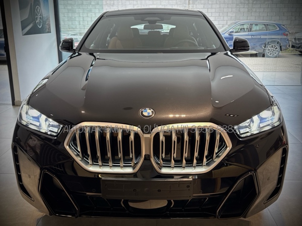 X6 xDrive40i M Sport 3.0 Turbo (Aut.) (Híb.) 2025 por R$ 880.950,00 é ...