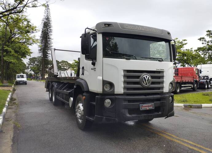 24-280 E CONSTEL. 6X2 2P (DIESEL)(E5) 2019 por R$ 415.000,00 é na Tietê Guarulhos
