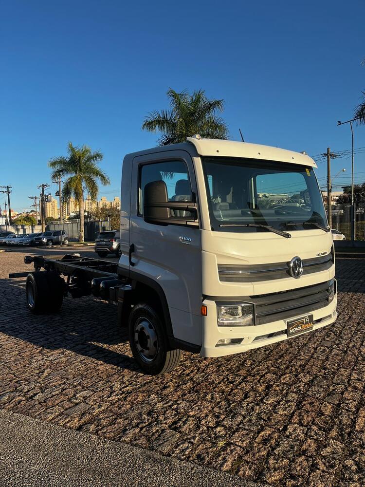 VW 11-180 Prime 2021 por R$ 288.000,00 é na Cosmar Veículos