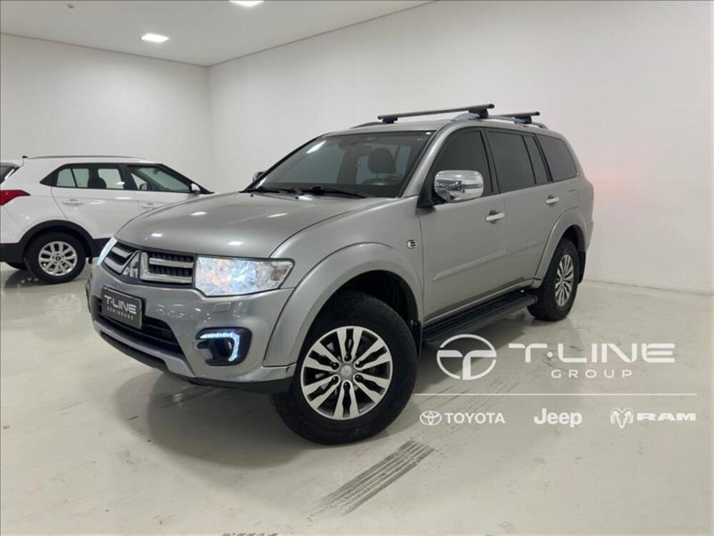 PAJERO 3.2 HPE 4X4 7 Lugares 16V Turbo Intercooler 2018 por R$ 189.890 ...