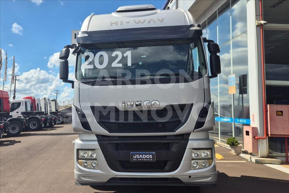 STRALIS HI WAY 490-S44T 4X2 2021 por R$ 453.000,00 é na Chapecó